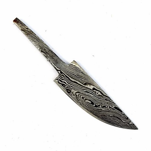 Messerklinge aus 256 Lagen Damast geschmiedet. Auch im Großhandel ...
