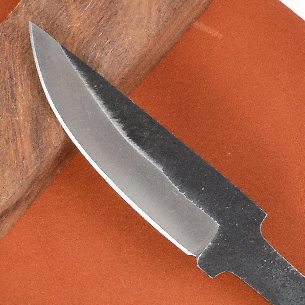 Bausatz für ein Messer mit Klinge und Griffmaterial. - PERA PERIS Shop